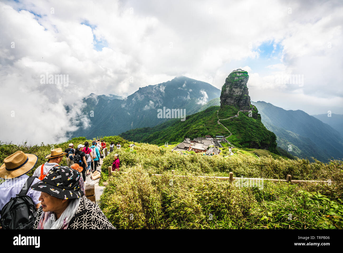 Mount fanjing hi-res stock photography and images - Alamy