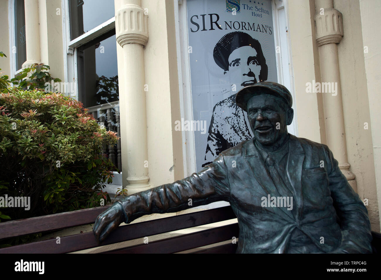 Sir Normans Theater Bar, Sefton Hotel, Harris Promenade, Douglas IM1 ...