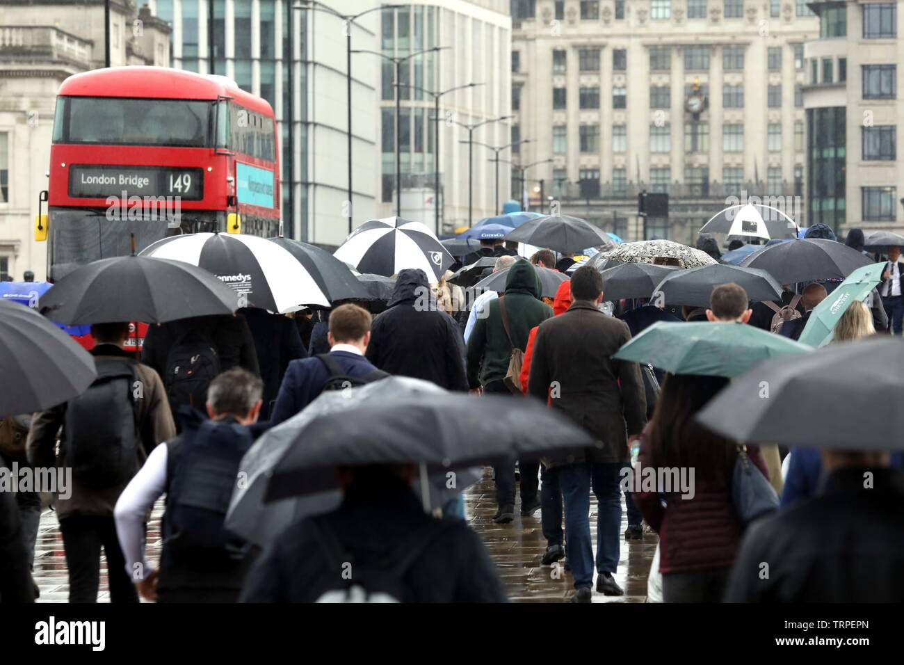 Pic shows: Wet weather London at torrential rain hits the capital ...