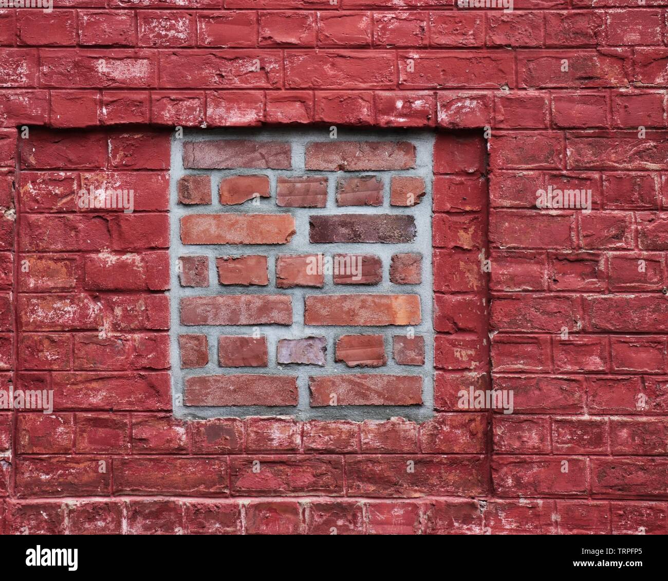 Odd coloured brick wall hi-res stock photography and images - Alamy