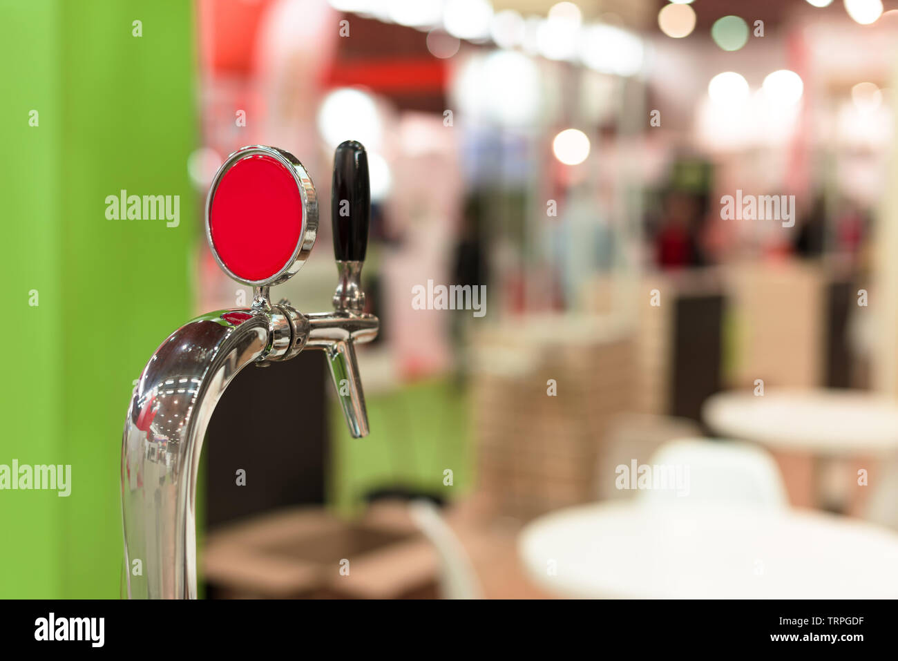 Tap bar hi-res stock photography and images - Alamy