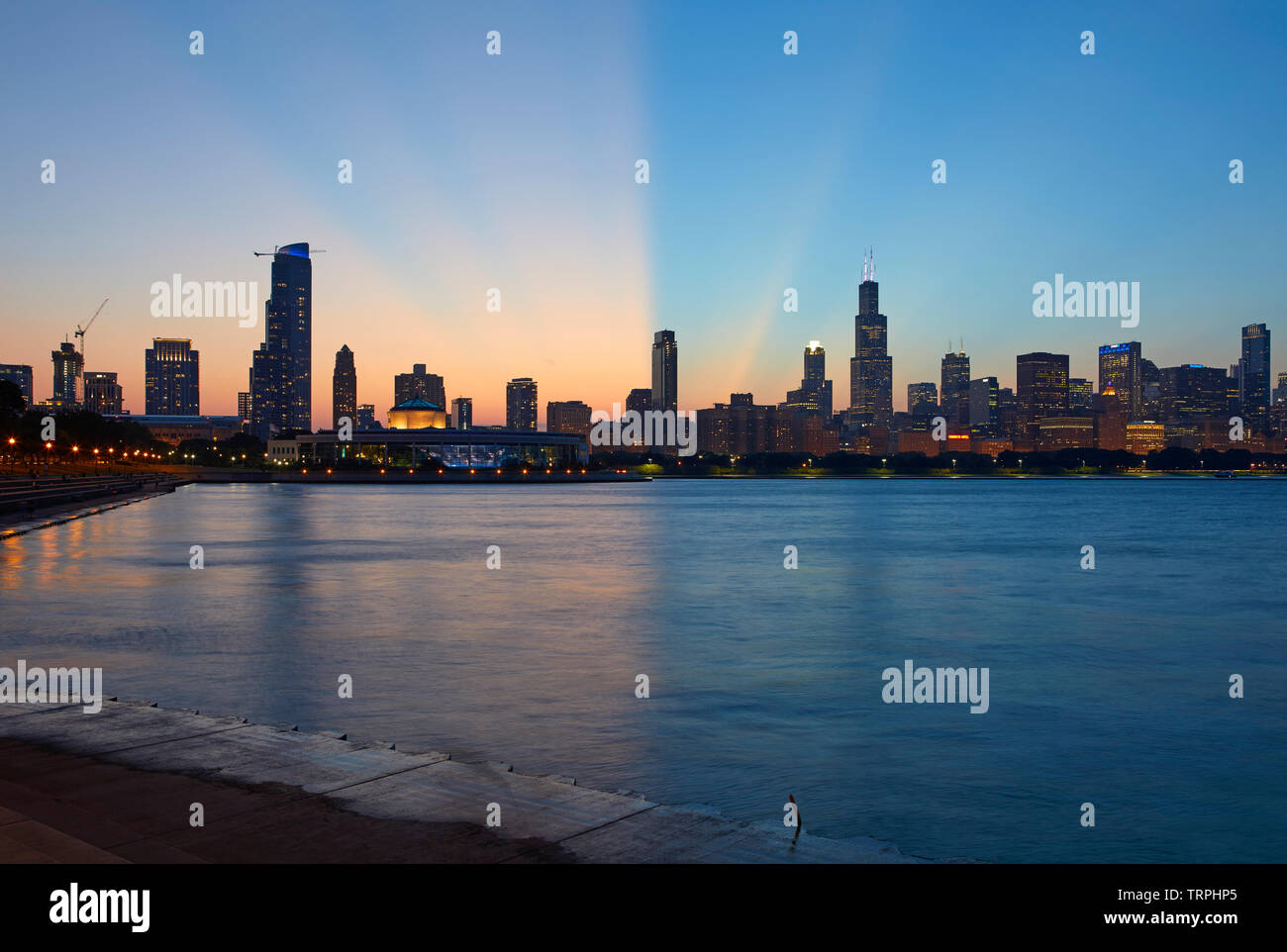Chicago Skyline at sunset, Chicago, Illinois, United States Stock Photo ...