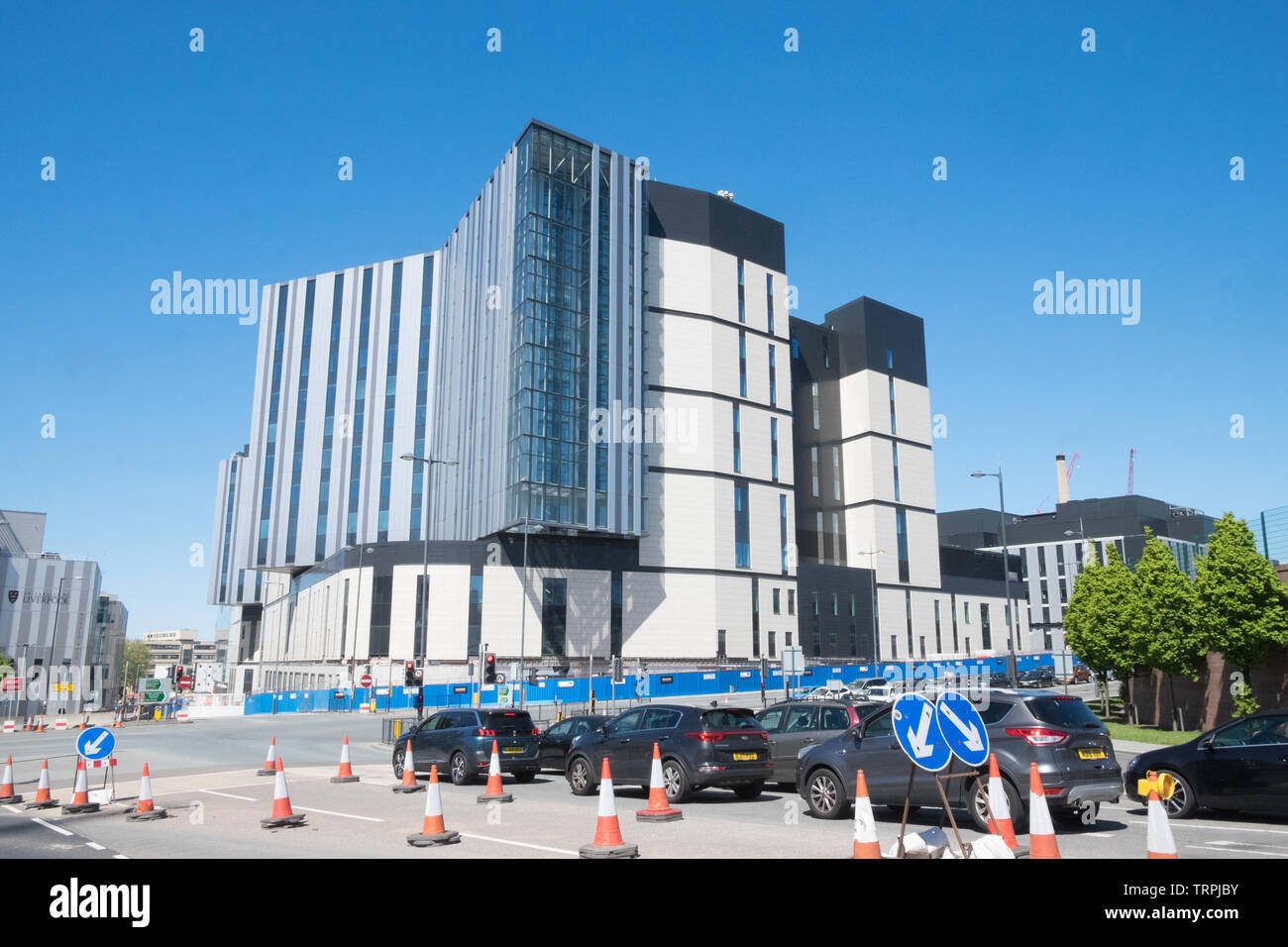 New university hospital under construction hi-res stock photography and ...