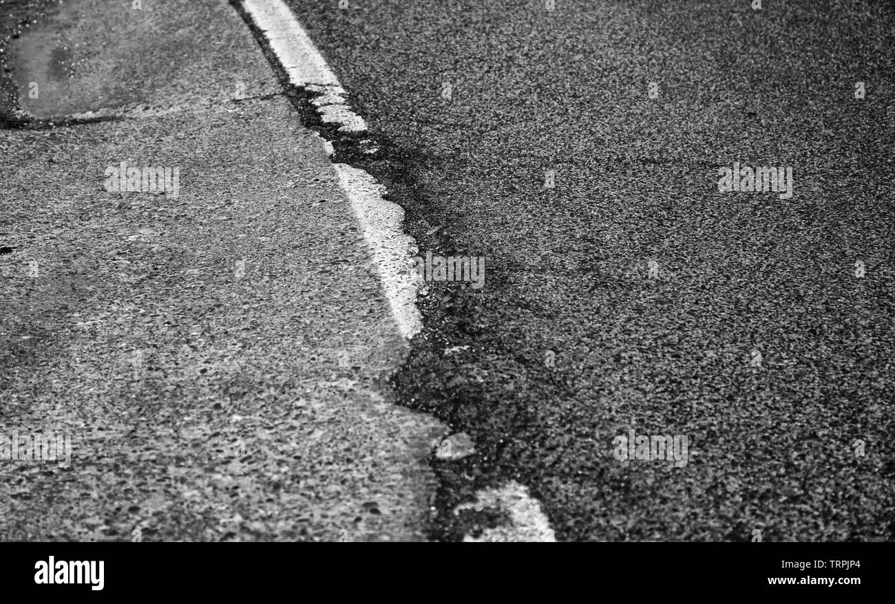 Black yellow lines on Black and White Stock Photos & Images - Alamy