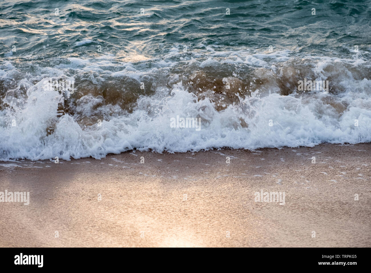 Wave splash on tropical hi-res stock photography and images - Alamy