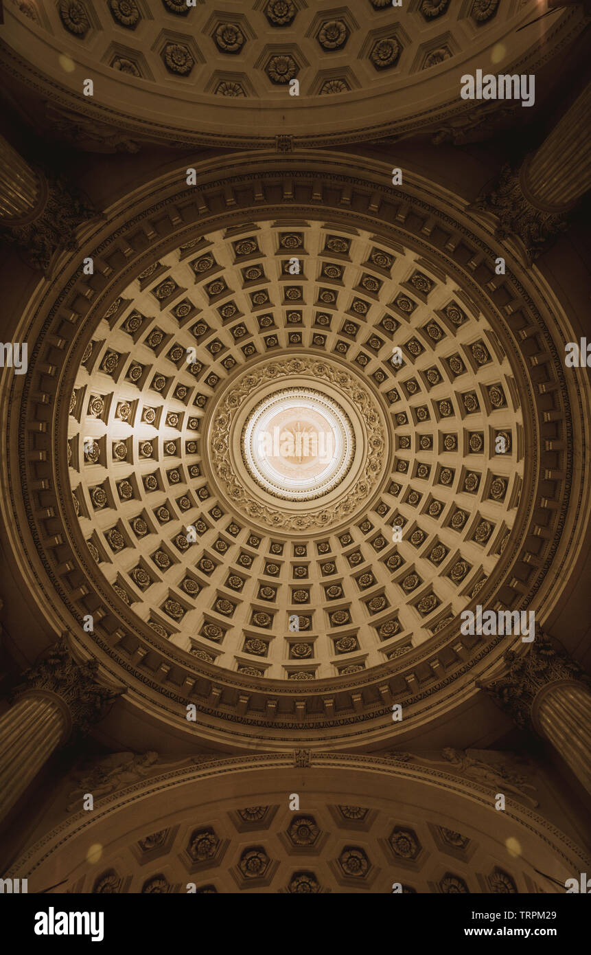 Domed shape church hi-res stock photography and images - Alamy