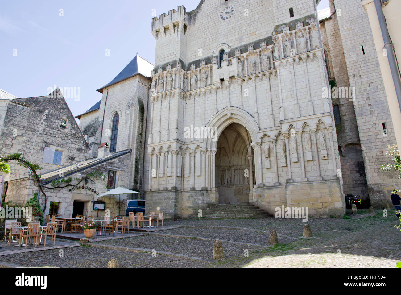 Cafe tables chairs church hi-res stock photography and images - Alamy