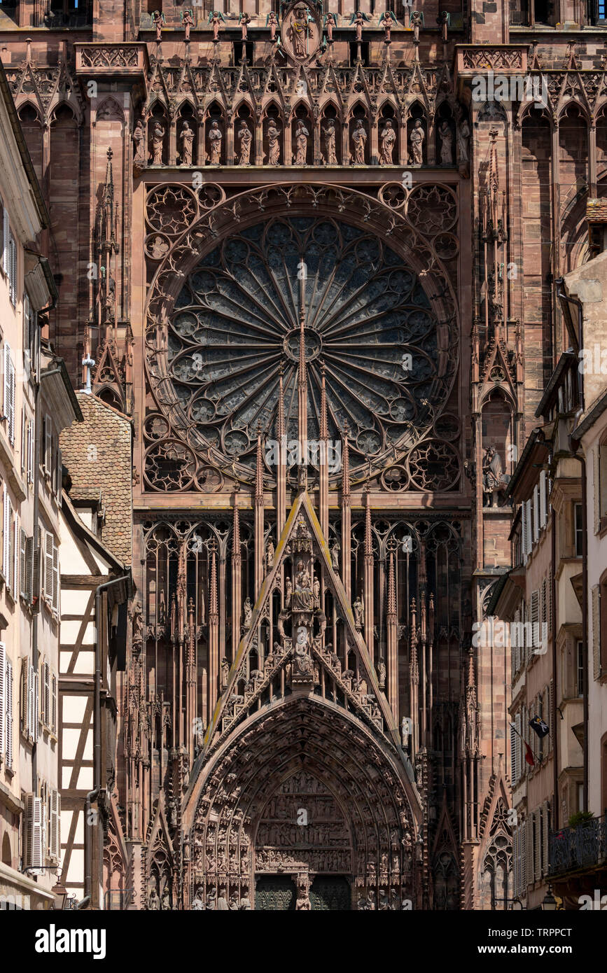 Straßburger Münster, Cathédrale Notre-Dame de Strasbourg, Blick durch ...
