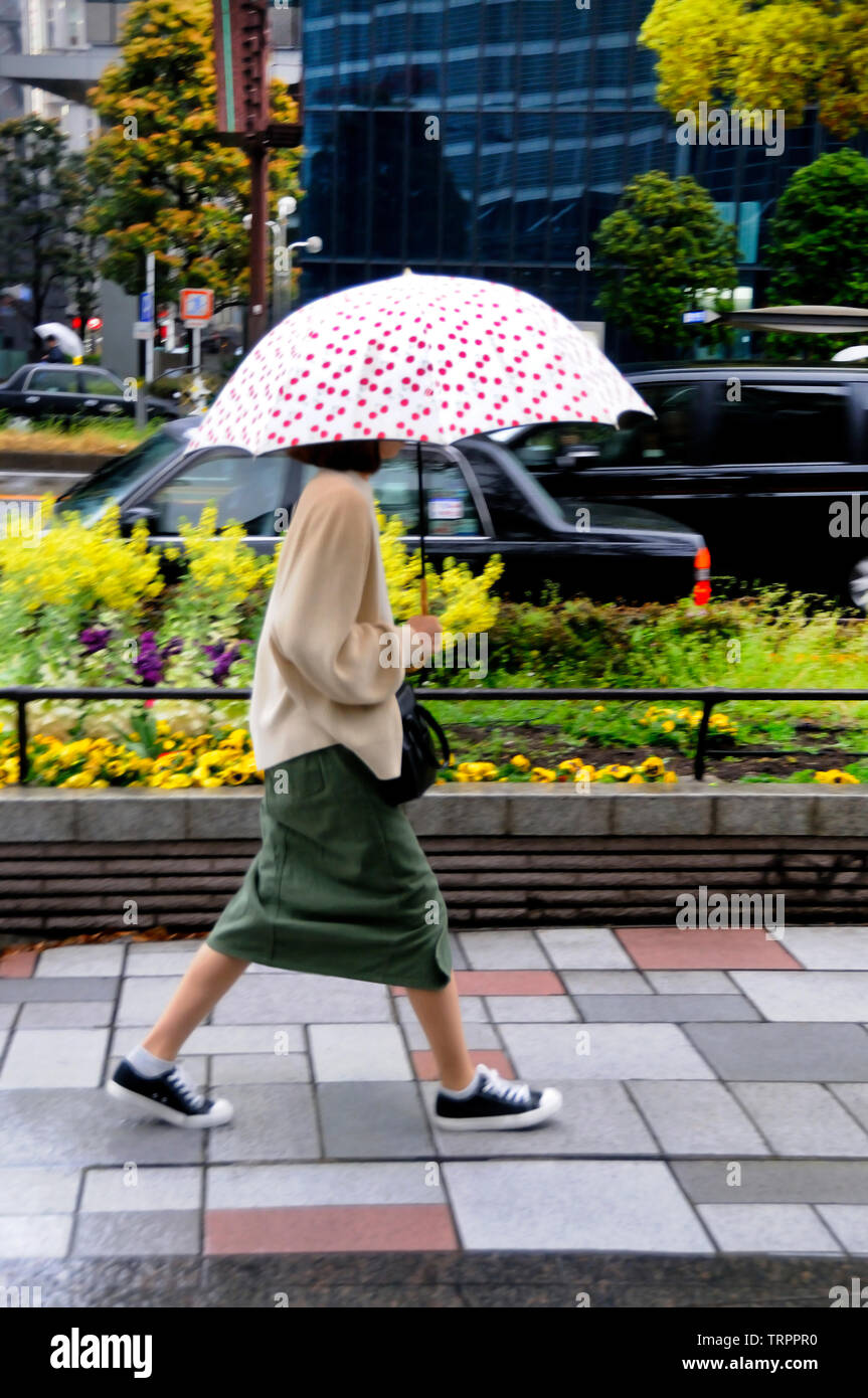 Walking rain city hi-res stock photography and images - Alamy