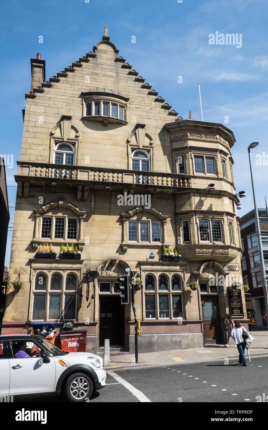 Philharmonic pub liverpool pub hi-res stock photography and images - Alamy