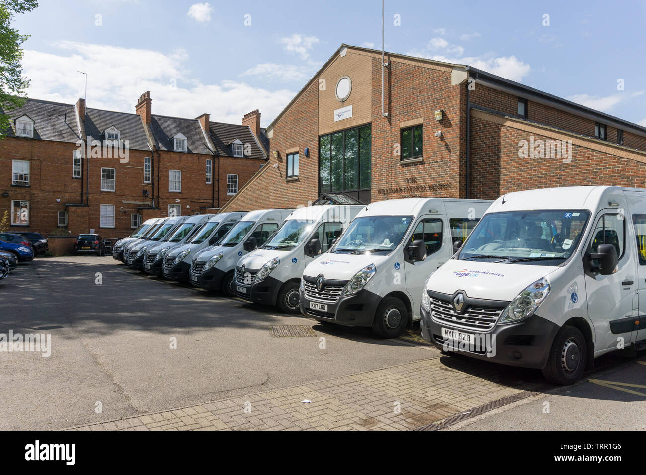 Mini buses hi-res stock photography and images - Alamy