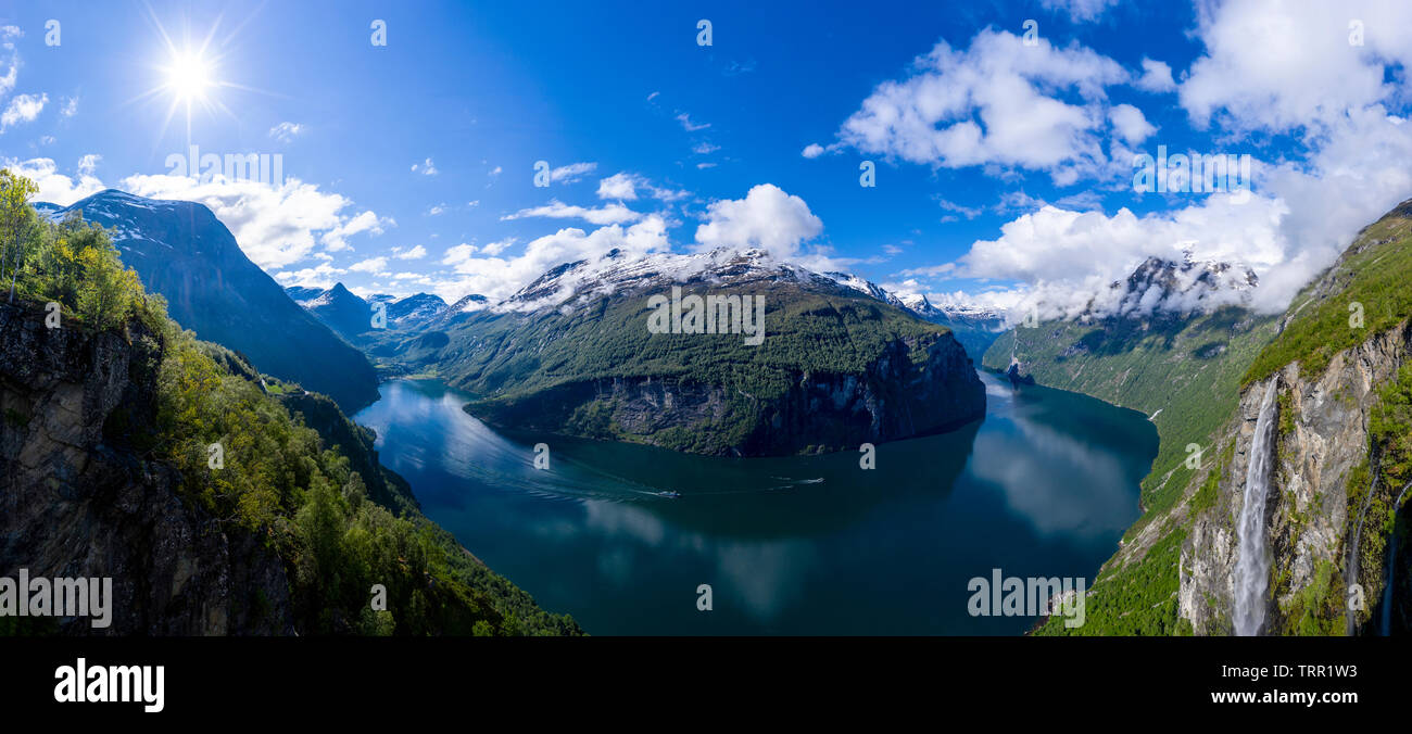 180 degree panorama hi-res stock photography and images - Alamy