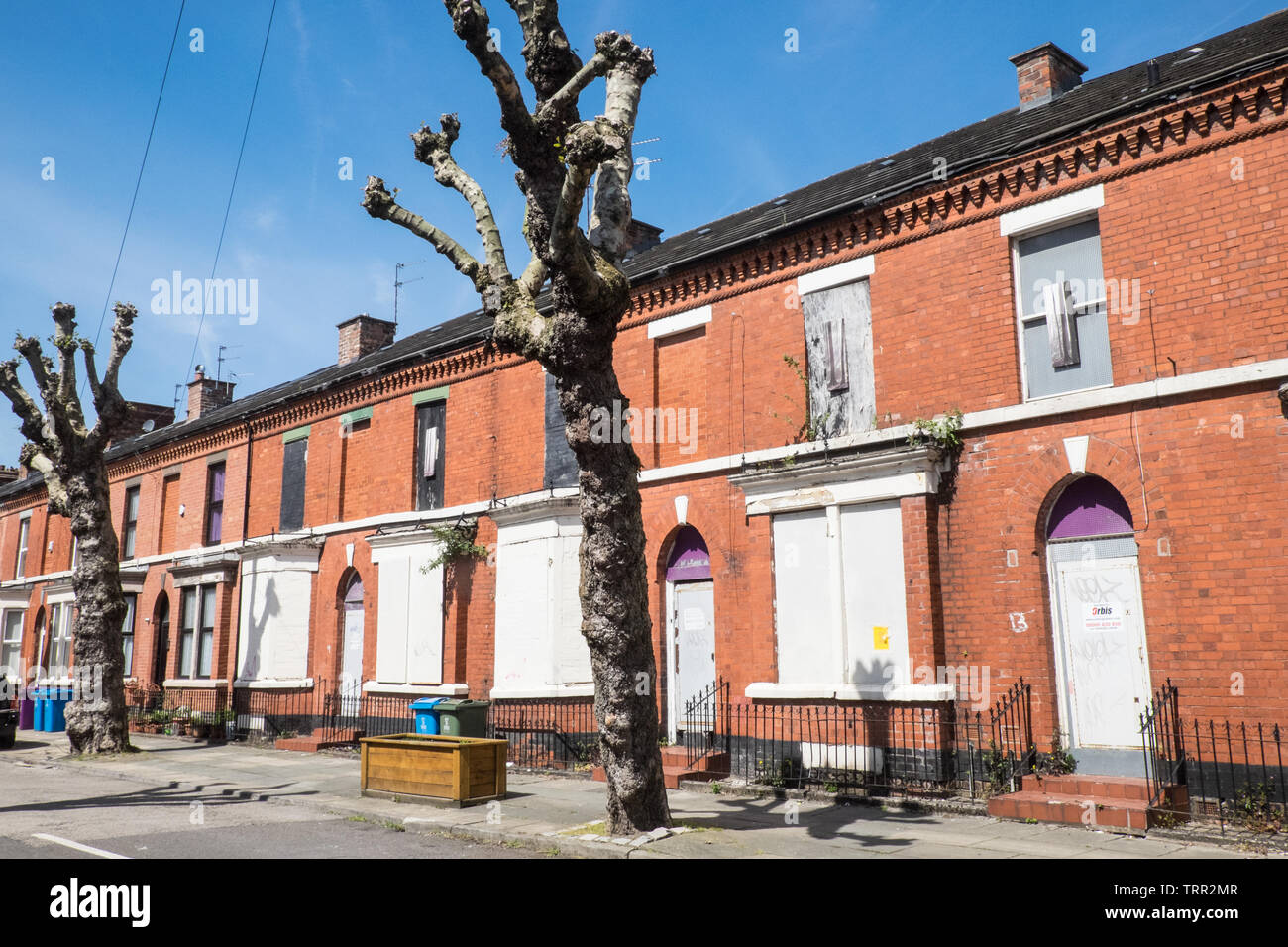 Liverpool toxteth housing estate hi-res stock photography and images ...