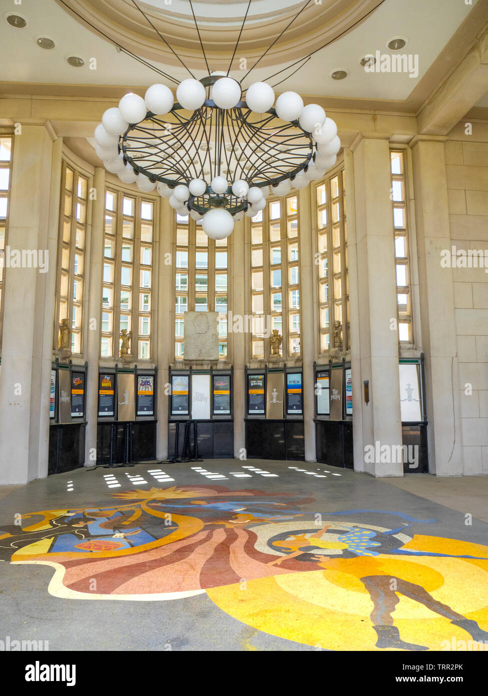 Muny hi-res stock photography and images - Alamy