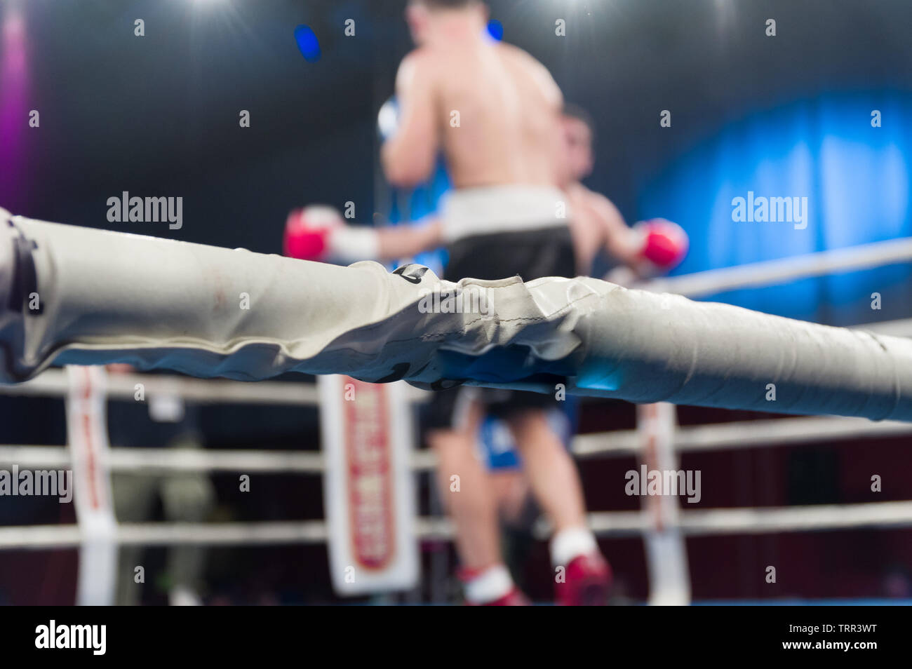 Boxing match hi-res stock photography and images - Alamy