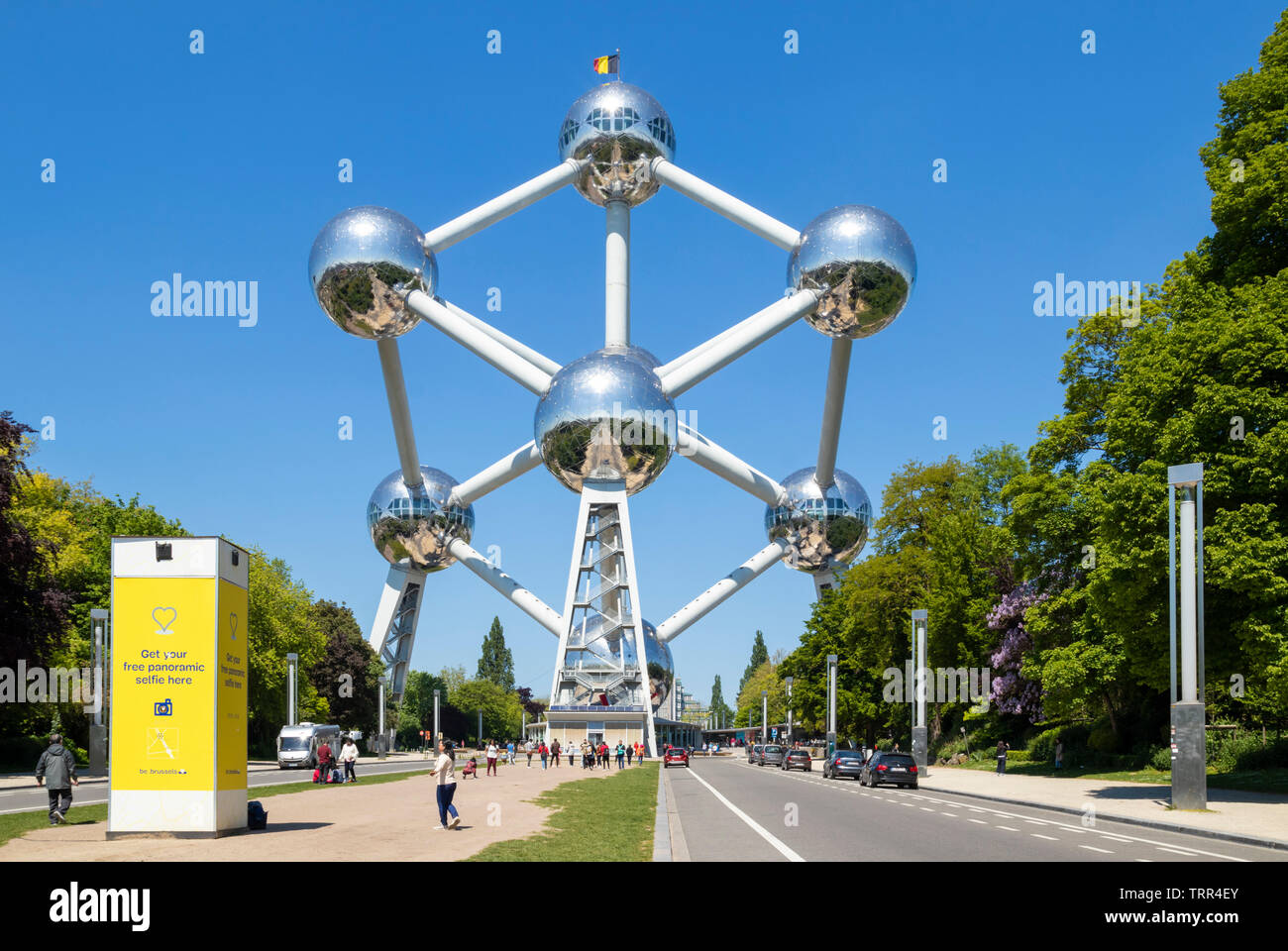 Brussels atomium Brussels Square de l'Atomium Boulevard de Centaire ...