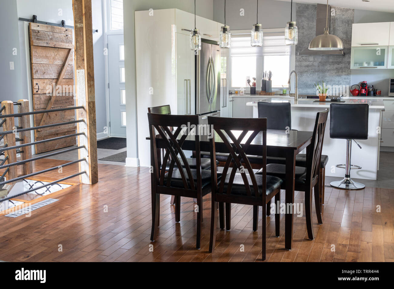 Modern dining hall hi-res stock photography and images - Alamy