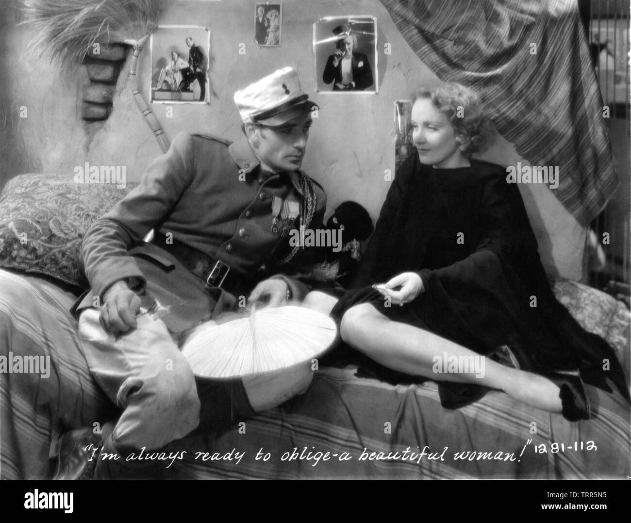 Marlene Dietrich Gary Morocco 1930 High Resolution Stock Photography and Images - Alamy