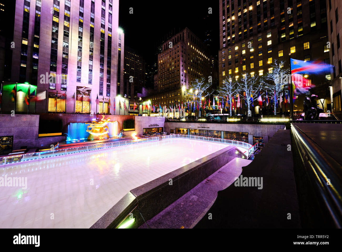 Pictured is the Rockefeller Center ice rink, New York City, USA Stock ...