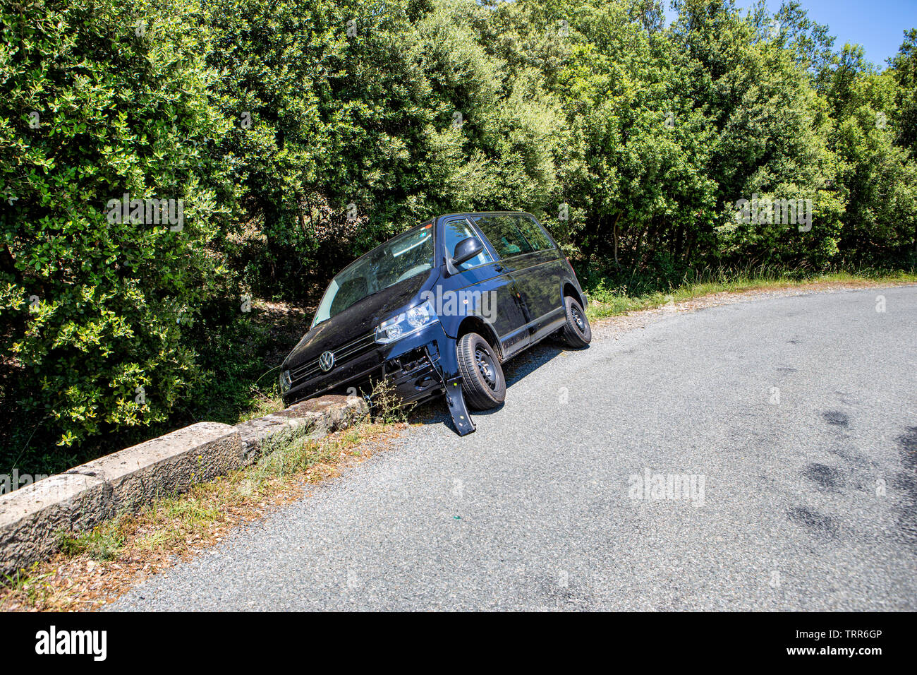 Volkswagen accident hi-res stock photography and images - Alamy