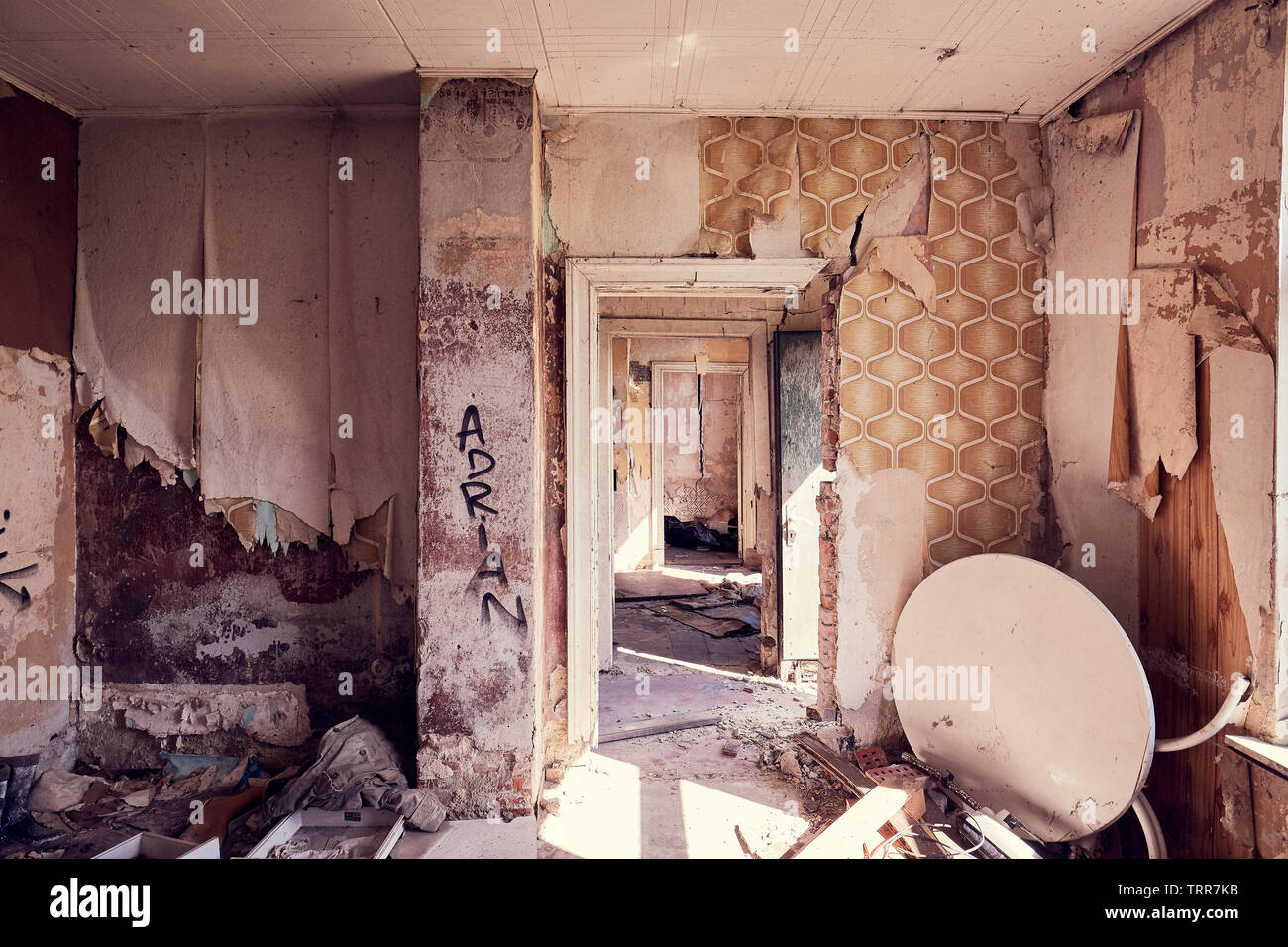 Room of a demolition house Stock Photo - Alamy