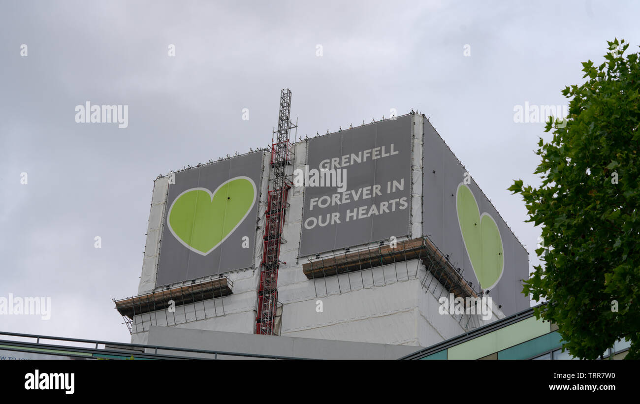Grenfell Tower Cladding Stock Photos & Grenfell Tower Cladding Stock ...