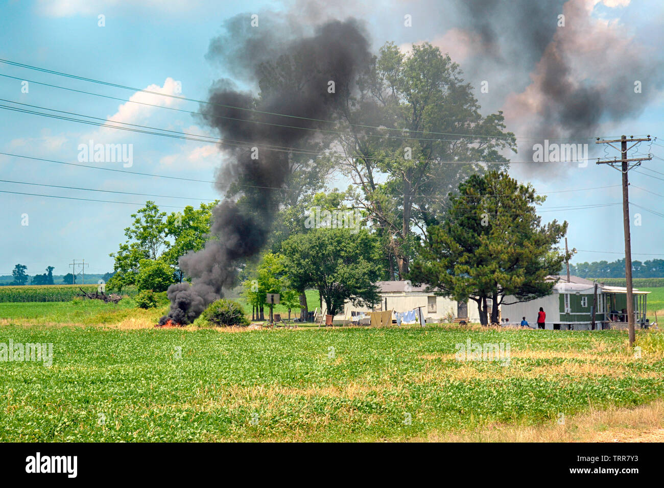 Burnishing trash hi-res stock photography and images - Alamy