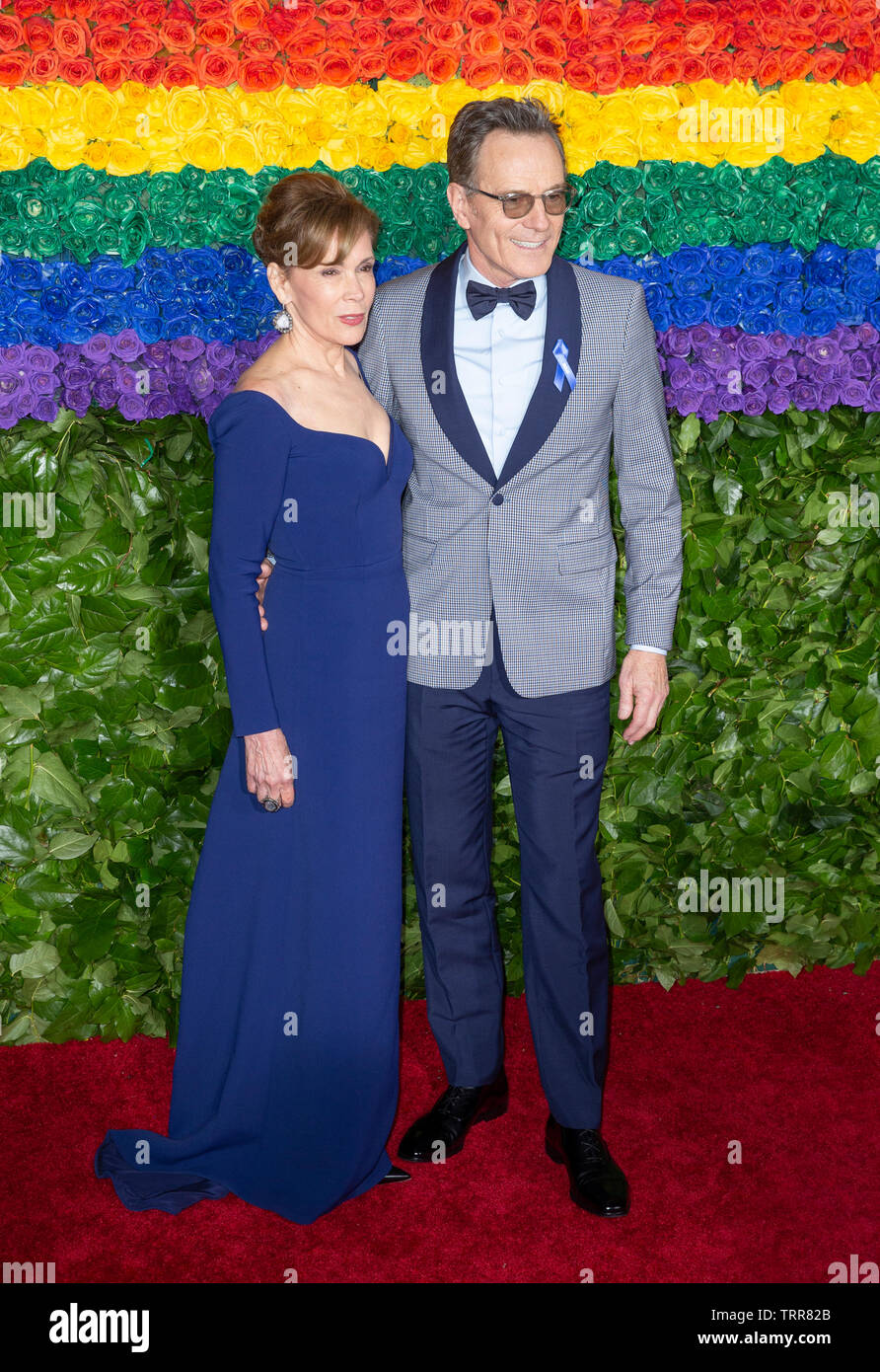 Actor bryan cranston robin dearden hi-res stock photography and images ...