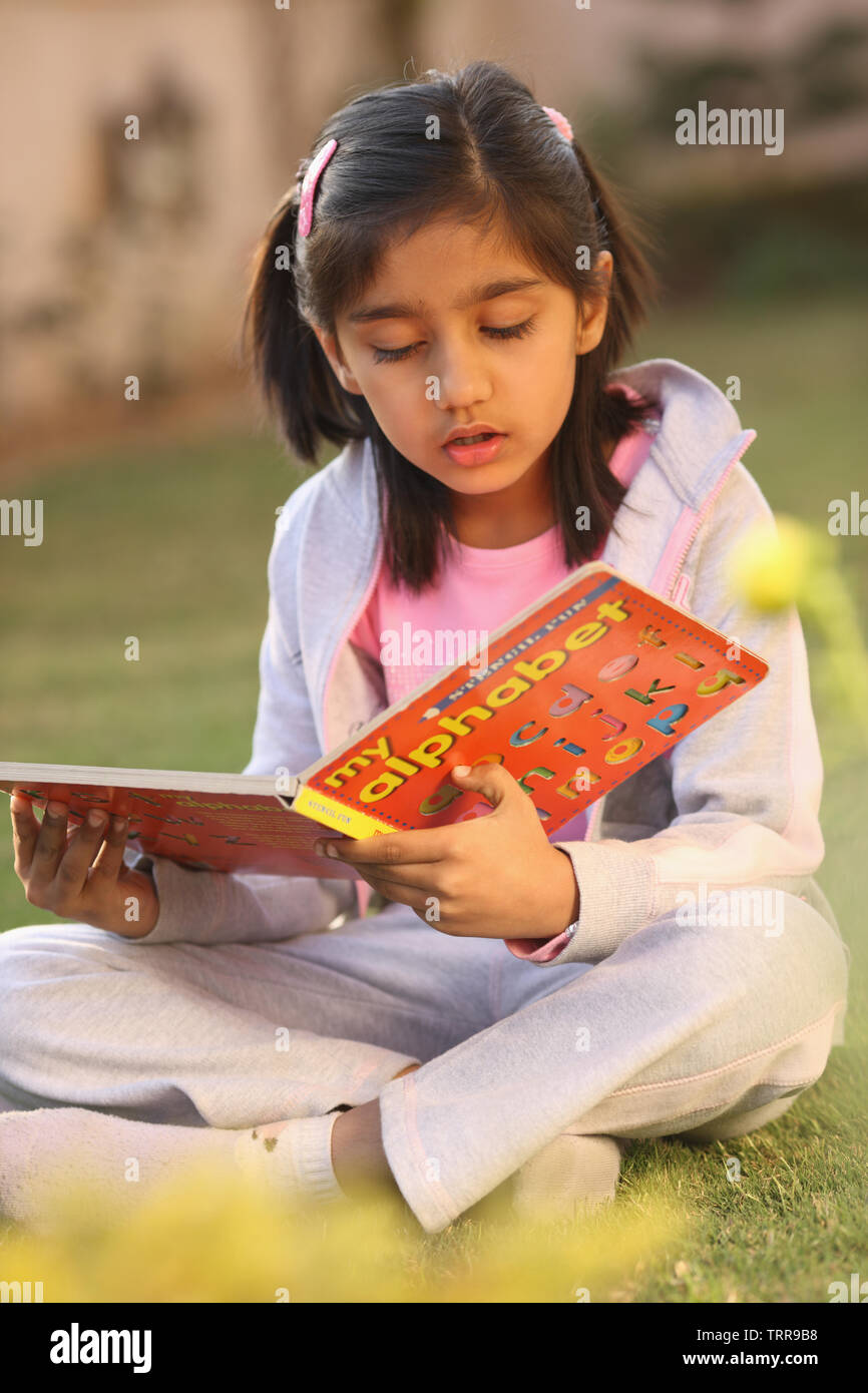 Reading pin hi-res stock photography and images - Alamy