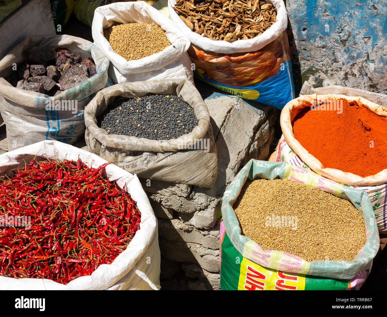 Almora market hi-res stock photography and images - Alamy