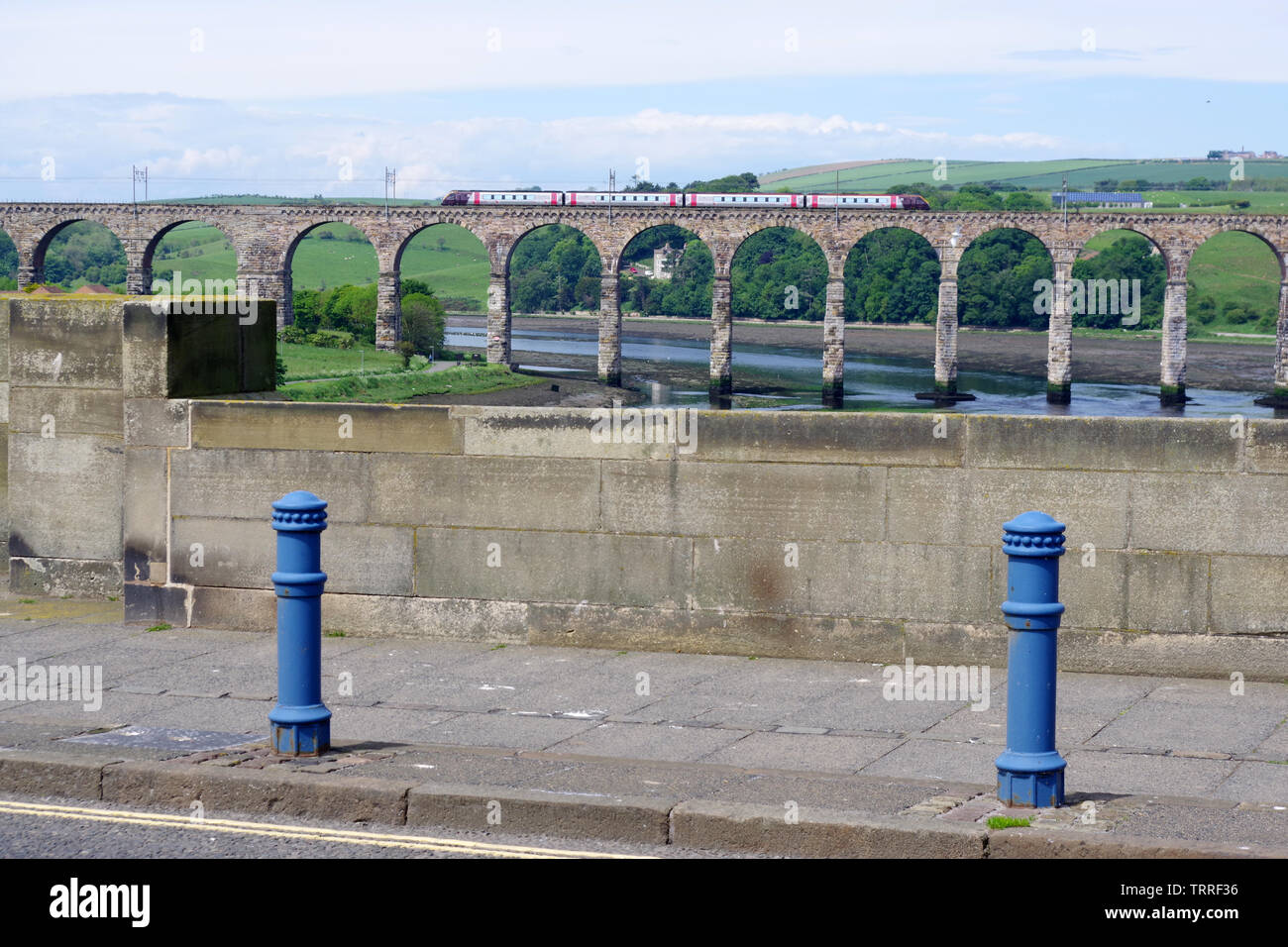 Royal tweed royal border bridges hi-res stock photography and images ...