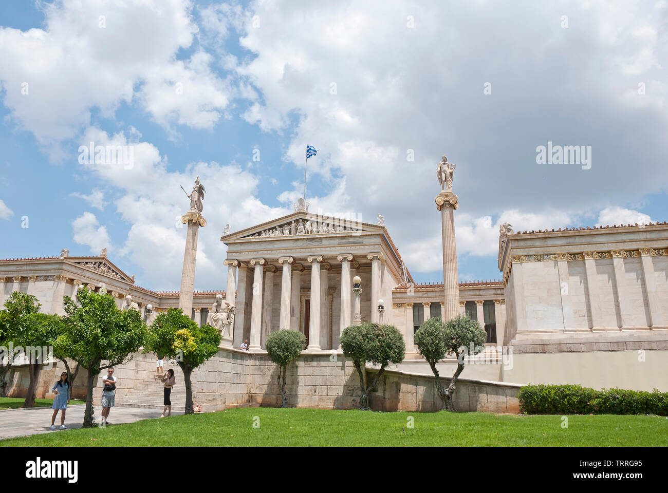 Socrates statue university hi-res stock photography and images - Alamy
