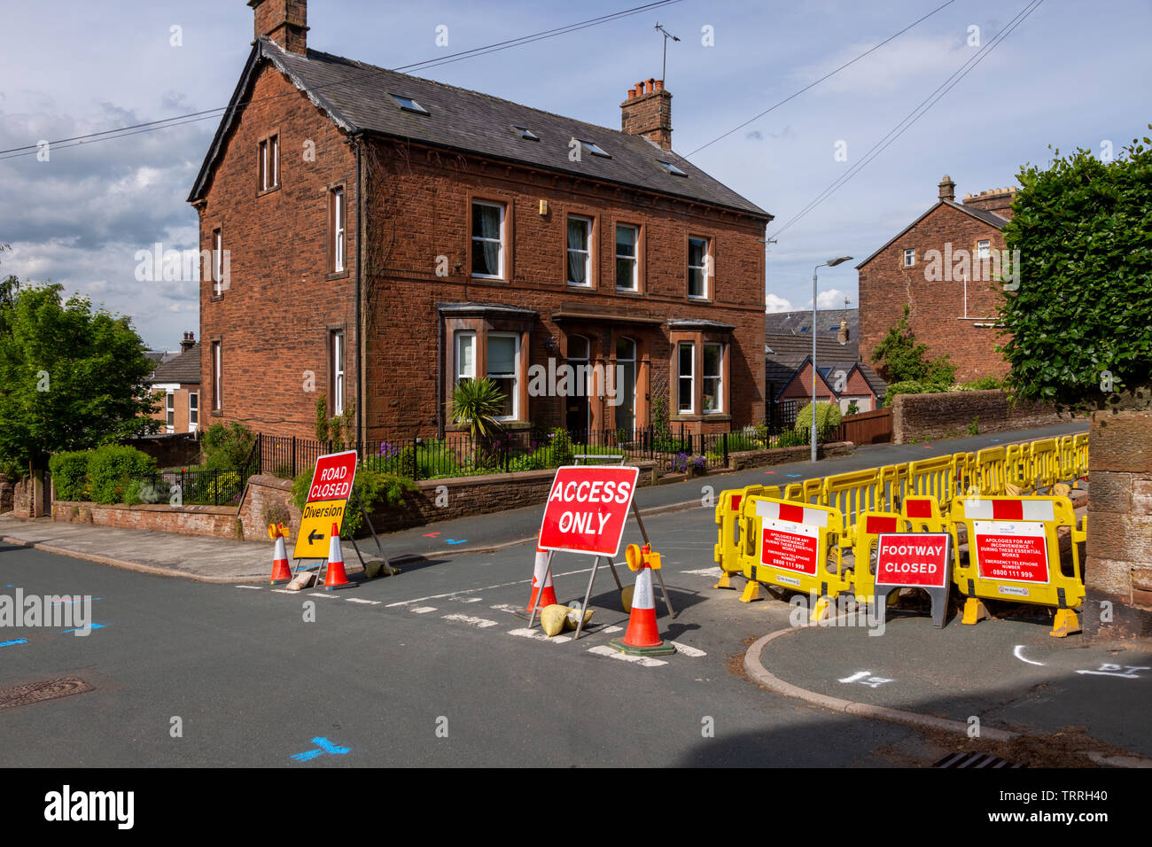 Temporary road closures hi-res stock photography and images - Alamy