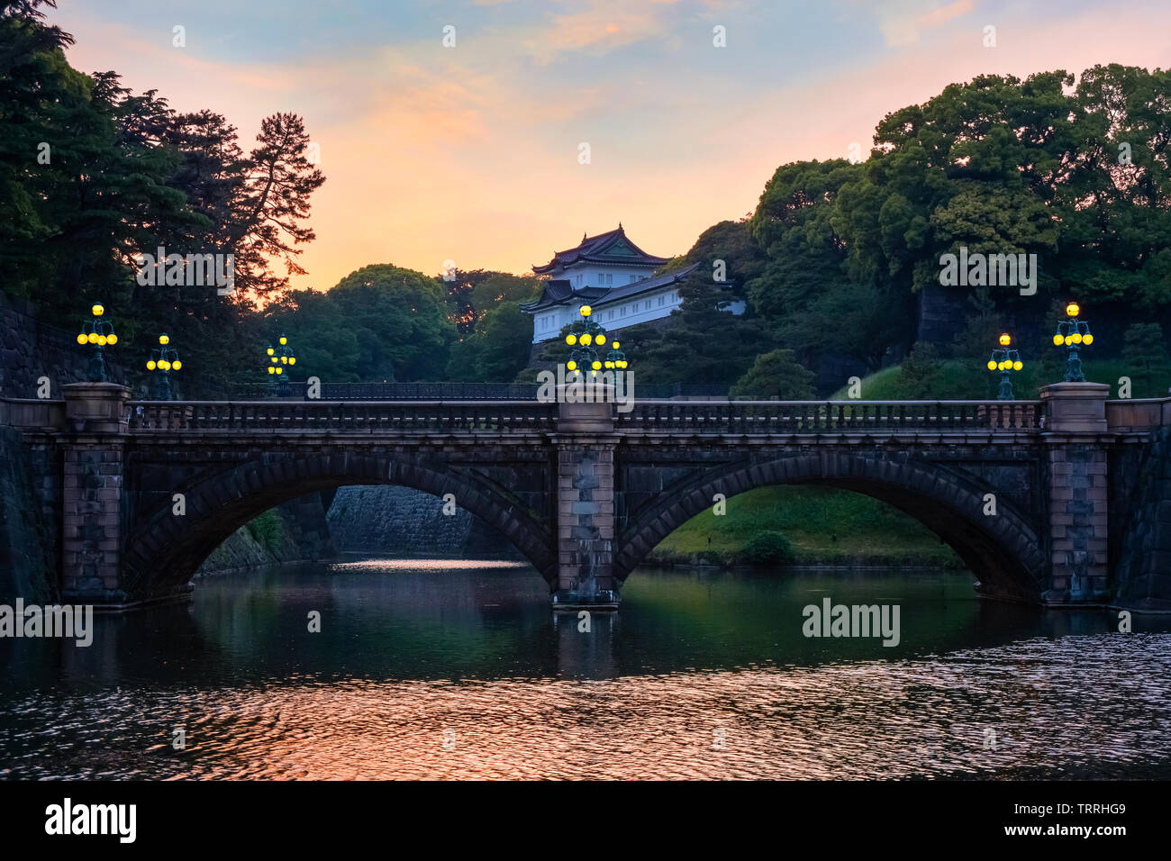 Tokyo, Japan - April 28 2018: Nijubashi bridge in front of Tokyo ...