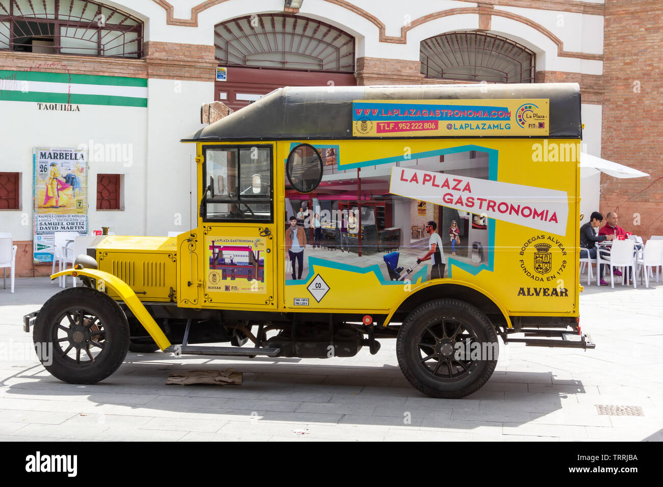 Classic spanish truck hi-res stock photography and images - Alamy