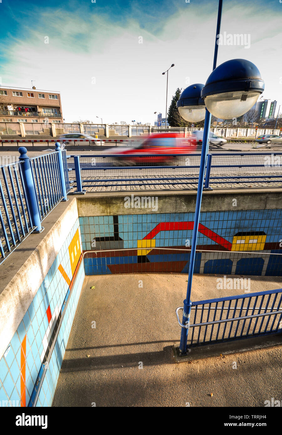 Approach road hi-res stock photography and images - Alamy