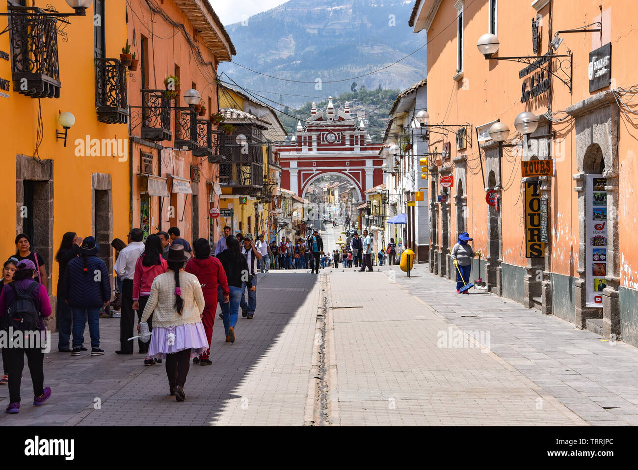 The Arch of Triumph in the city of Ayacucho, Peru Stock Photo - Alamy