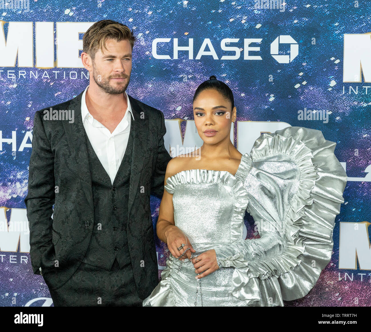 New York, NY - June 11, 2019: Chris Hemsworth in Dolce & Gabbana suit ...