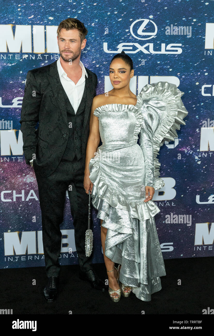 New York, NY - June 11, 2019: Chris Hemsworth in Dolce & Gabbana suit ...