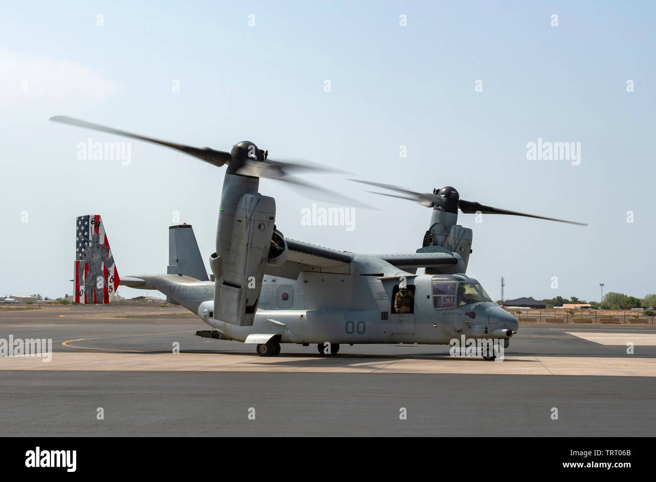 A U.S. Marine Corps MV-22B Osprey with Marine Medium Tiltrotor Squadron ...