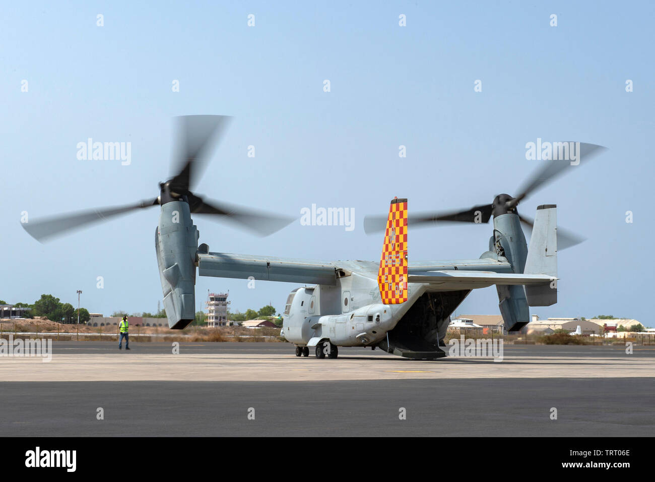 A U.S. Marine Corps MV-22B Osprey with Marine Medium Tiltrotor Squadron ...