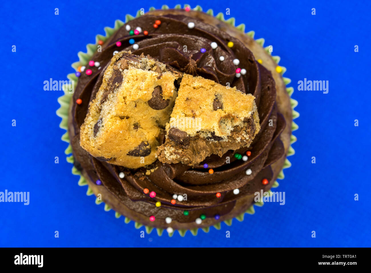 Cupcake top hi-res stock photography and images - Alamy