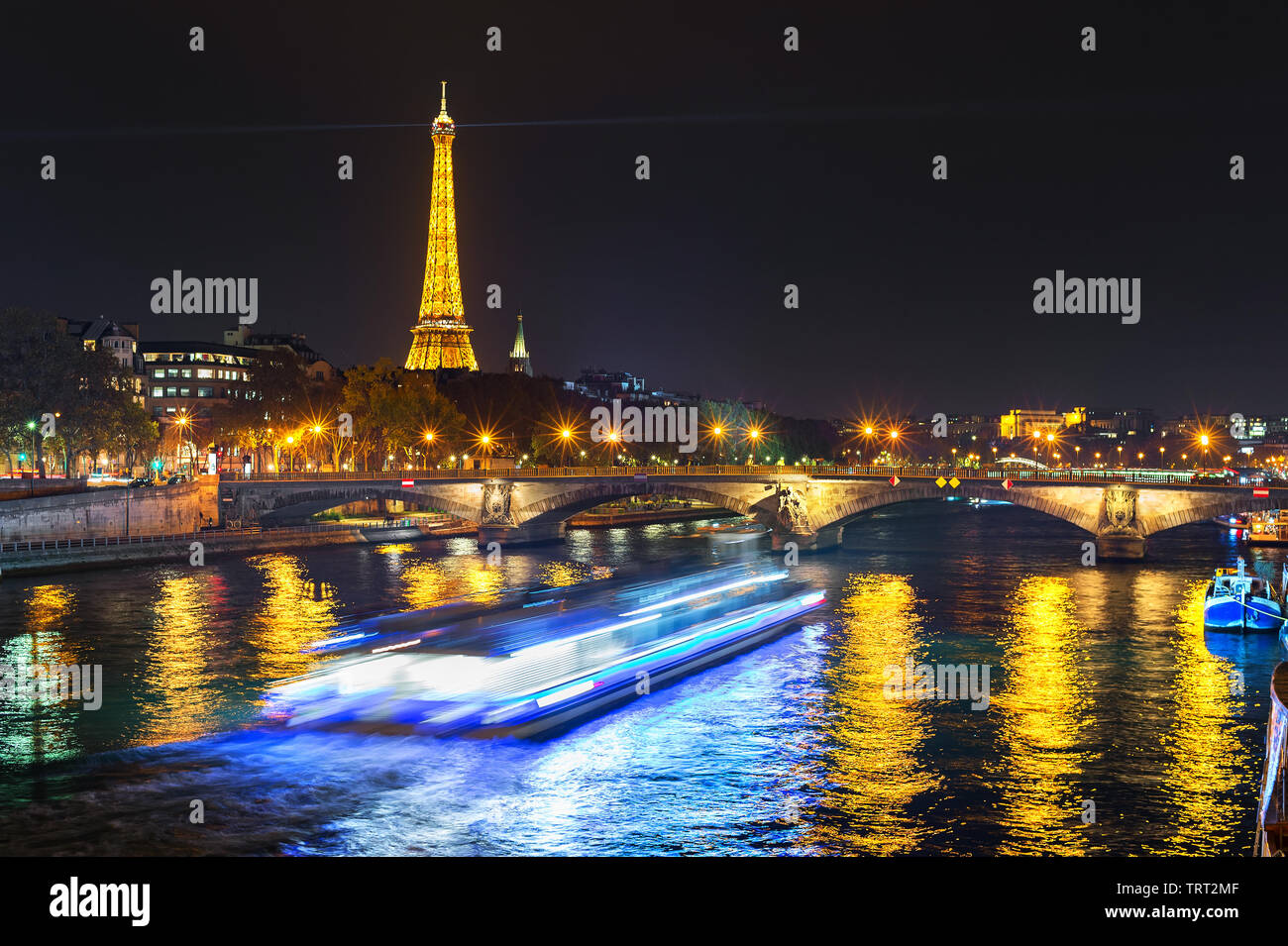 Blur background paris france hi-res stock photography and images - Alamy