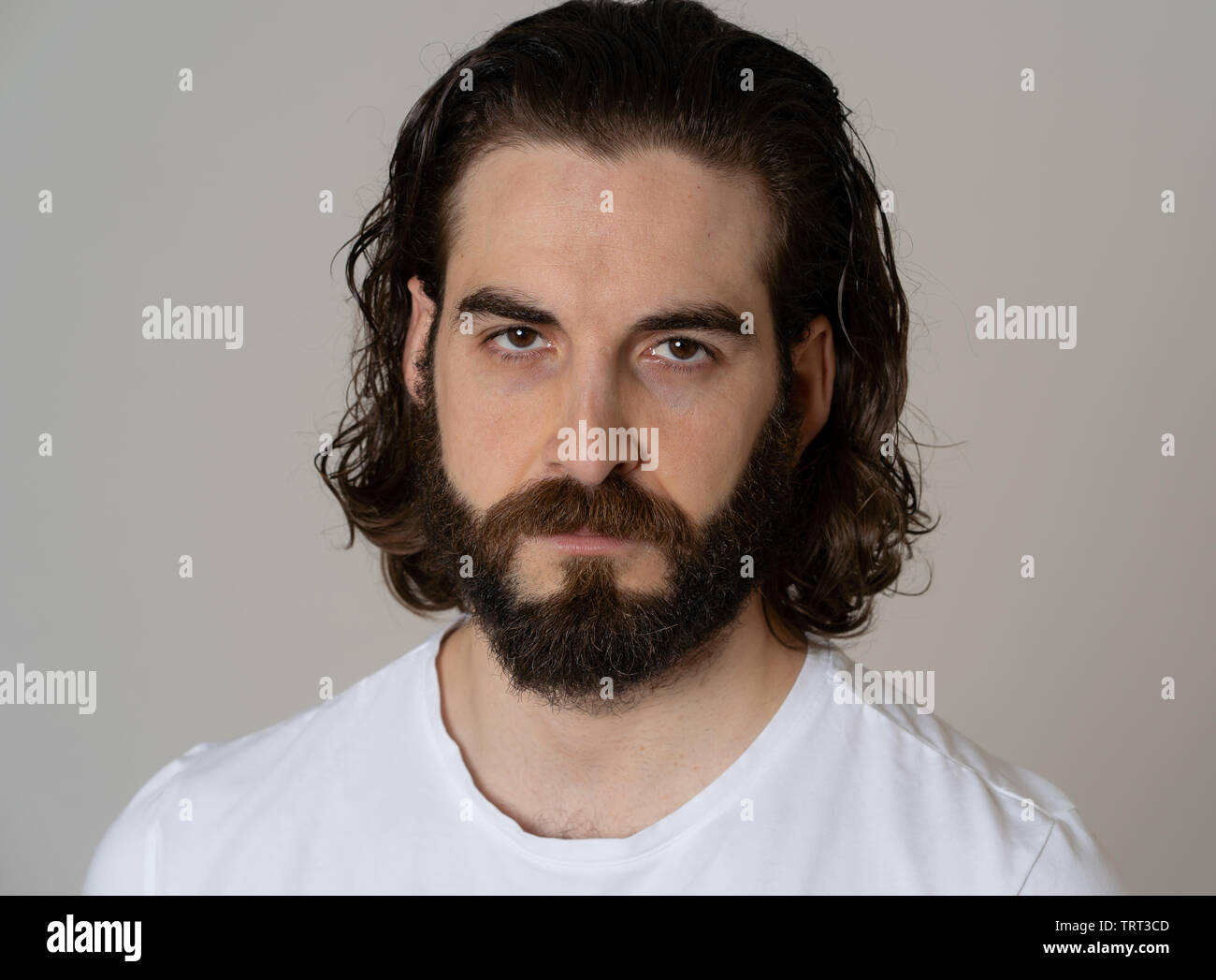 Portrait of angry and upset young hipster man looking furious ...
