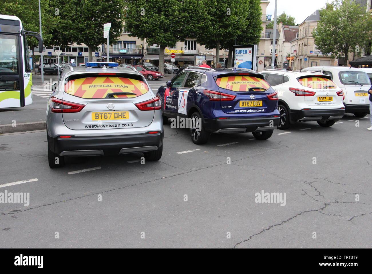 the english taxis have transport the military Veterans to 75ème ...