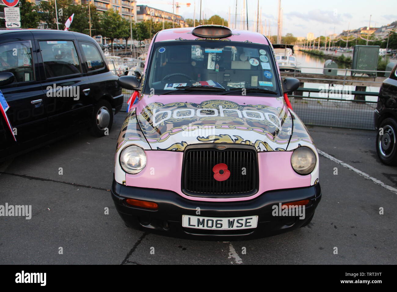 the english taxis have transport the military Veterans to 75ème ...