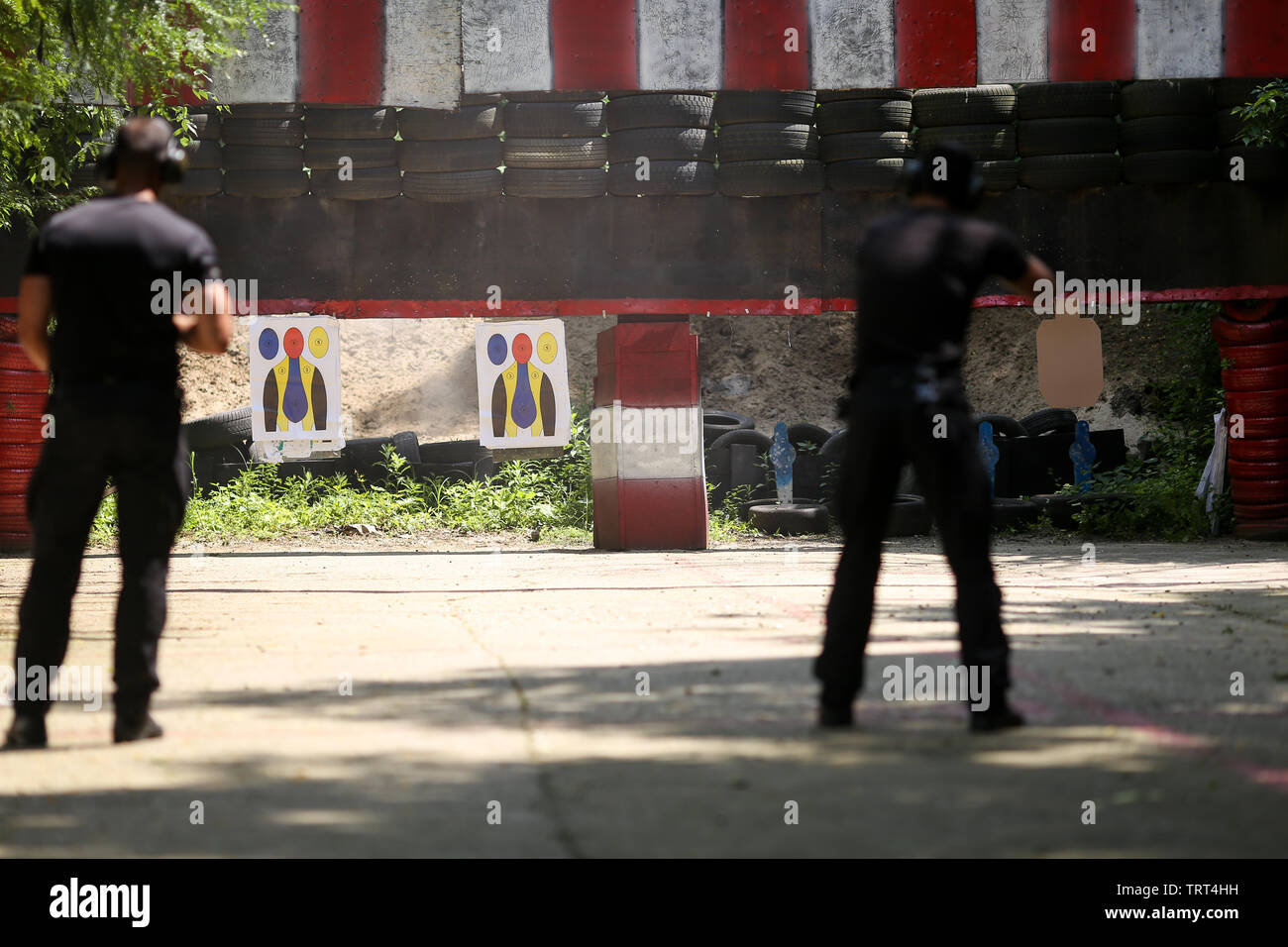 Tactical shooting competition hi-res stock photography and images - Alamy