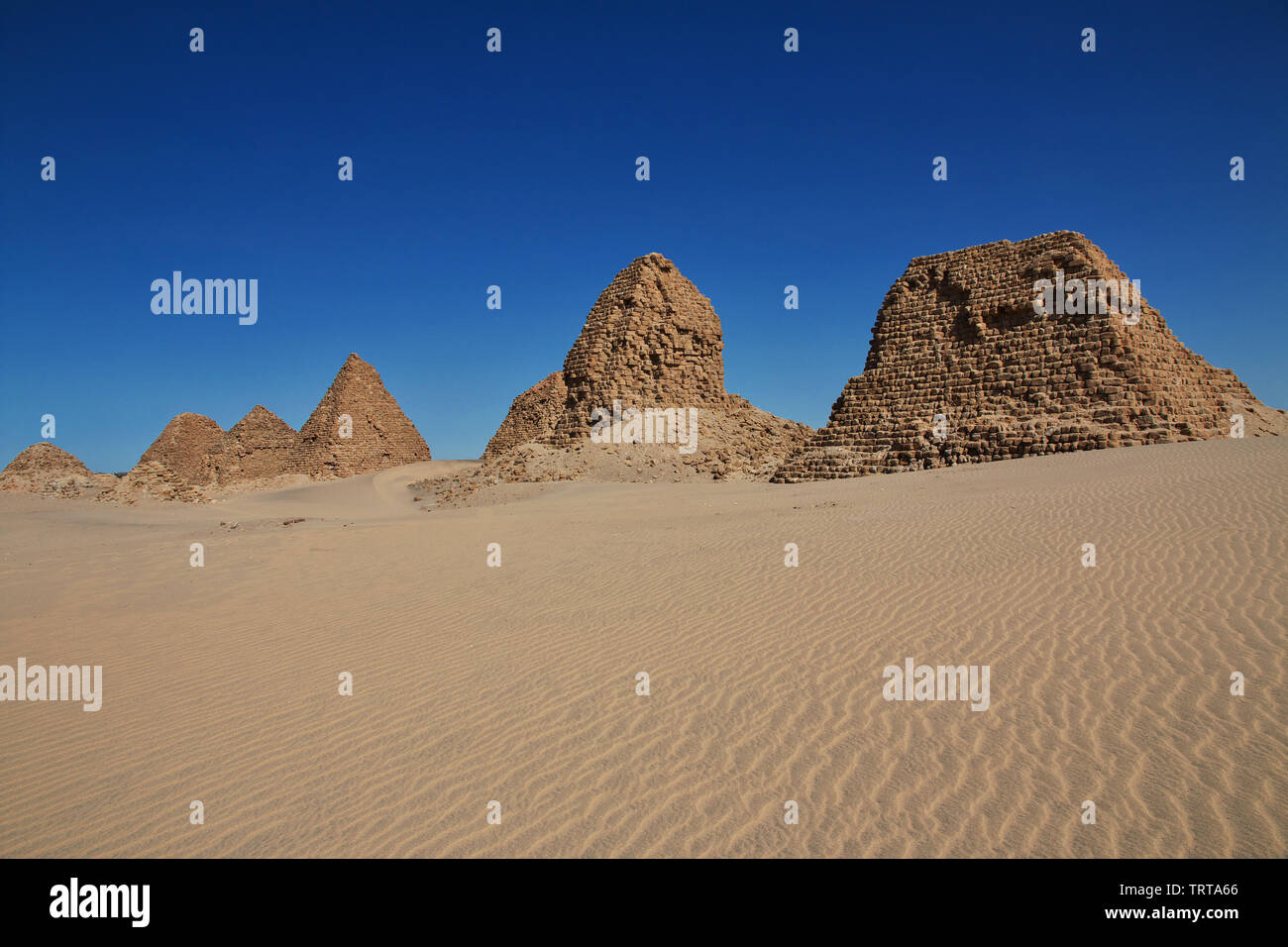 Ancient pyramids of Nuri, Sudan Stock Photo - Alamy