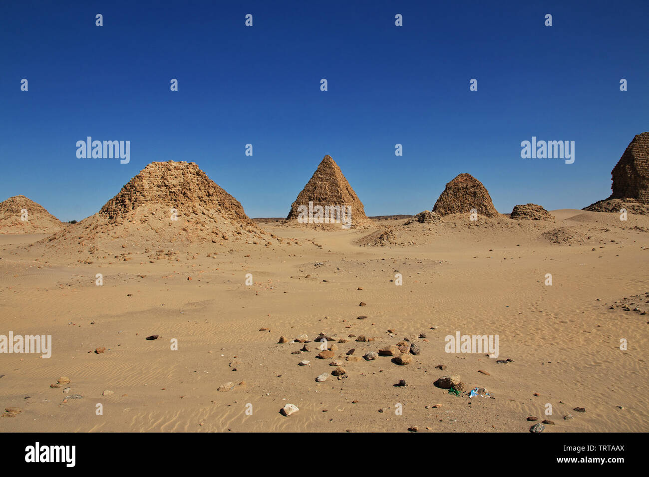Ancient pyramids of Nuri, Sudan Stock Photo - Alamy