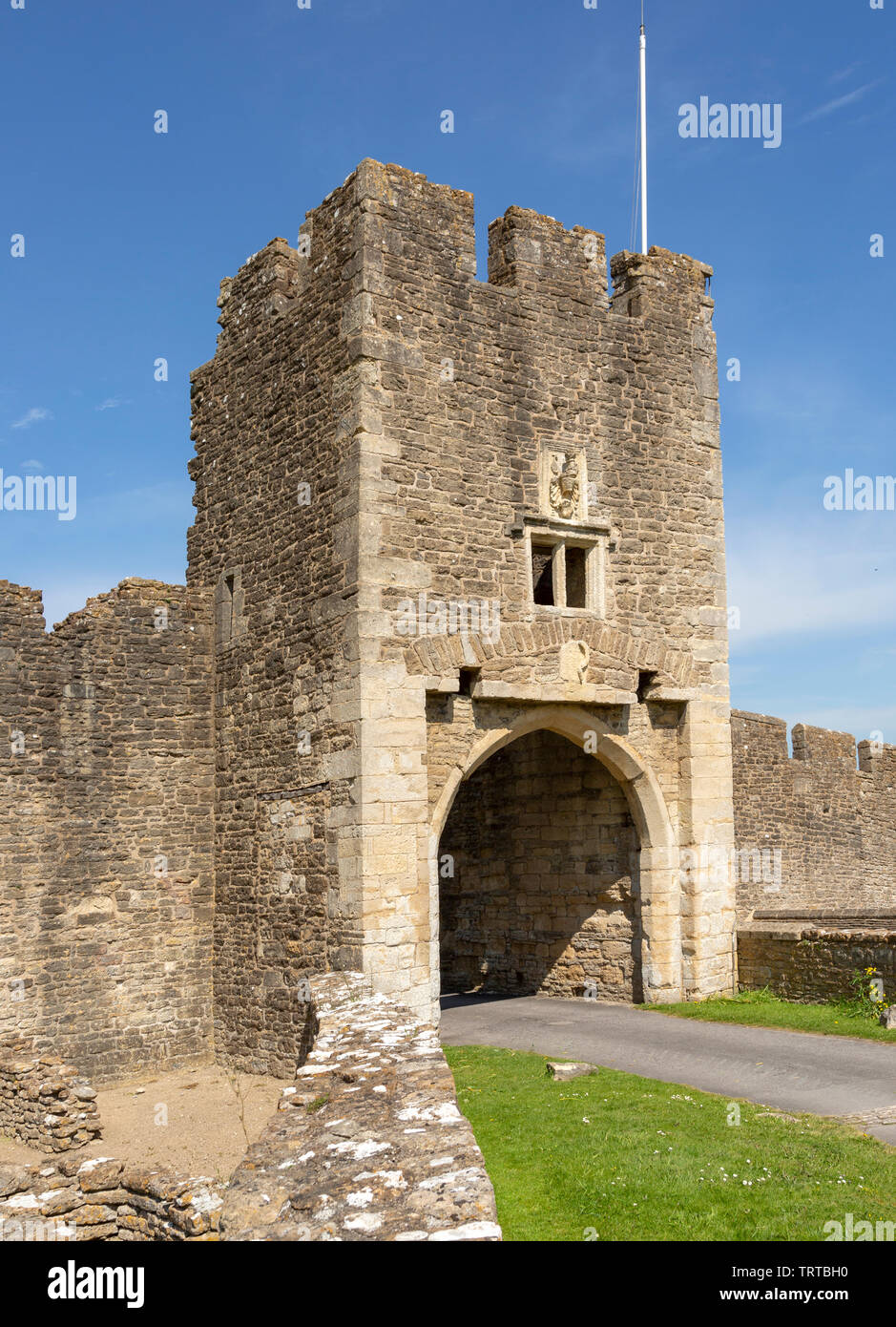 Farleigh castle hi-res stock photography and images - Alamy